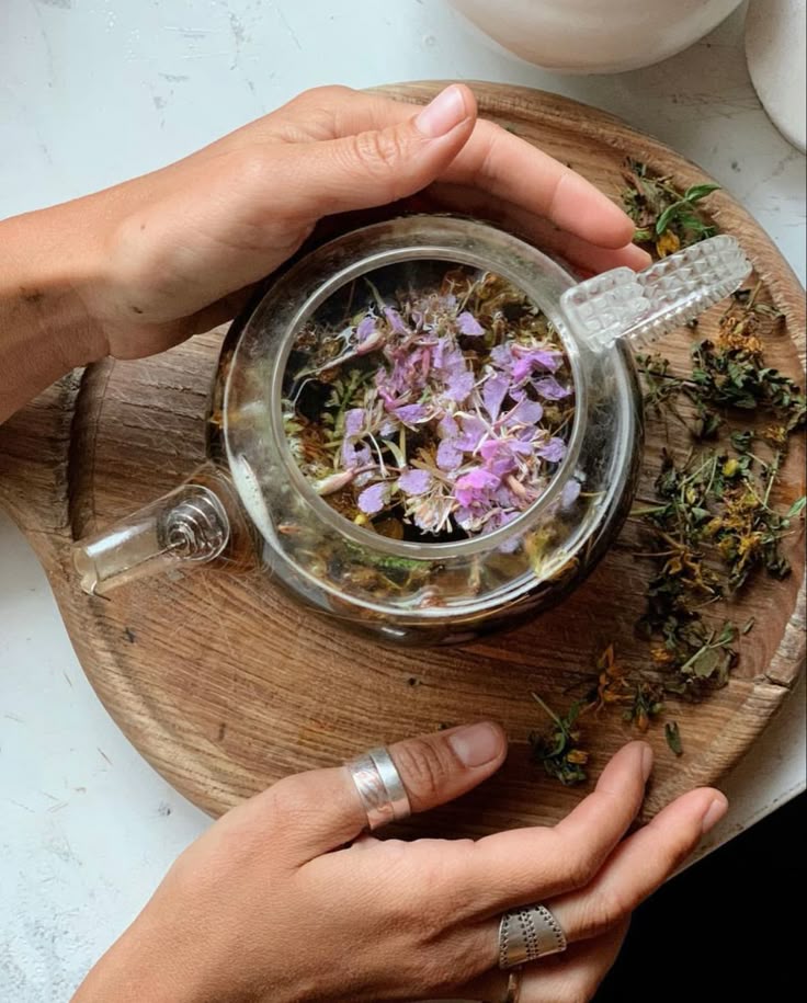 Organic Herbal Tea | Handmade in Canada | Forage & Faire